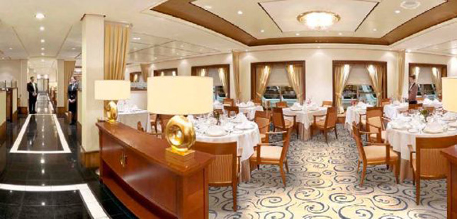 Cunard announces QM2 refit